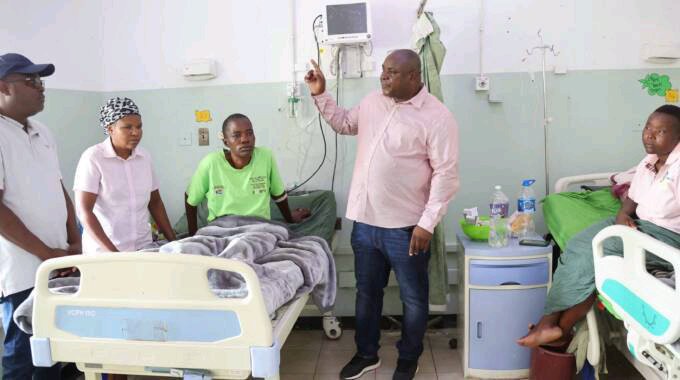 Survivors recount 22 miles horror crash in Mutare – The Observer Zim